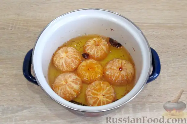 Mandarines au sirop épicé