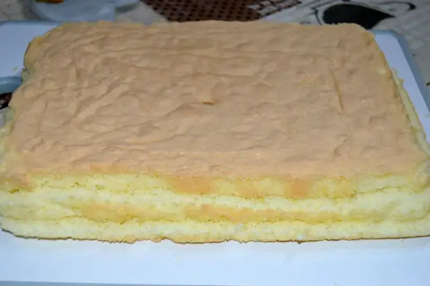 Tortë me gjizë limoni me krem ​​me çokollatë të bardhë