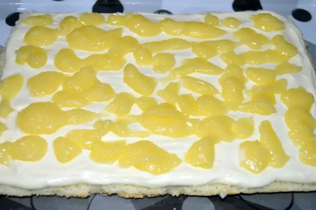 Lemon Curd Cake nga adunay White Chocolate Cream