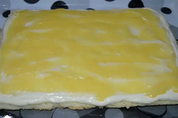 Lemon Curd Cake with White Chocolate Cream
