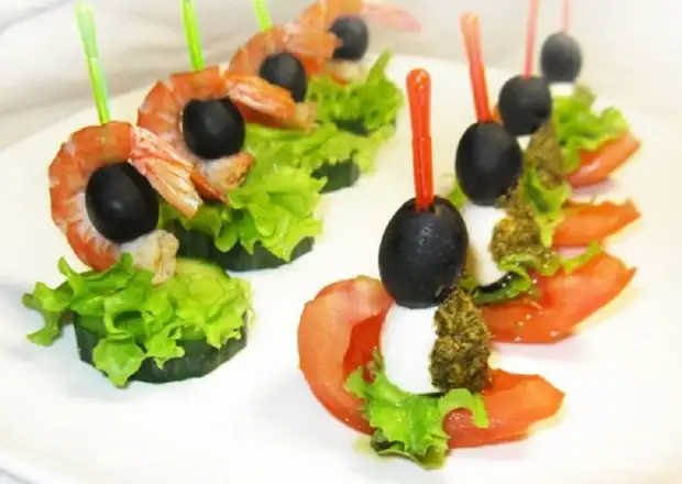 canapes sobhlasta