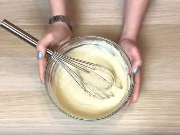 Resep sederhana untuk pancake kefir