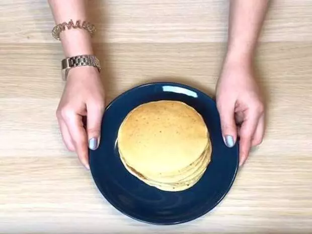 Resep sederhana untuk pancake kefir