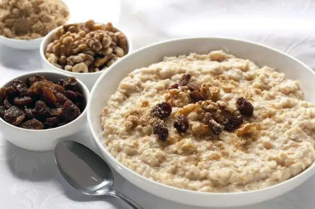 Oat dengan buah-buahan kering. \ Foto: devoe.ru.