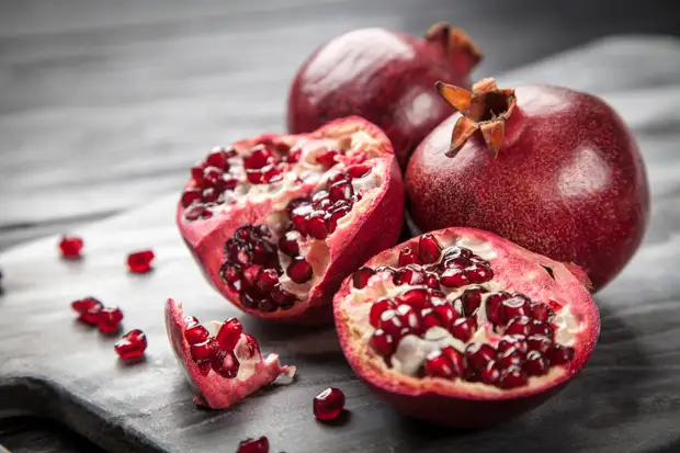 5 fruits and berries that are healthy to eat in winter