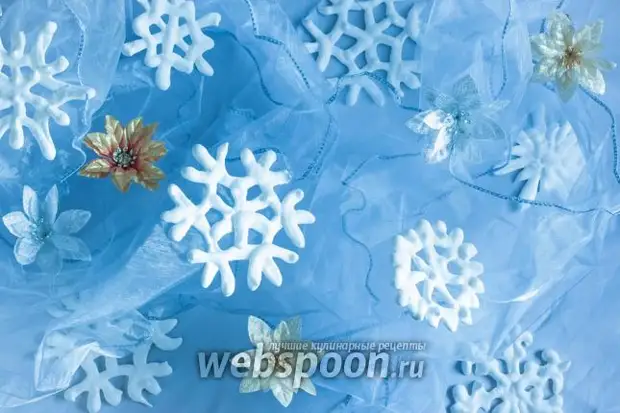 Meringue "Snowflakes"