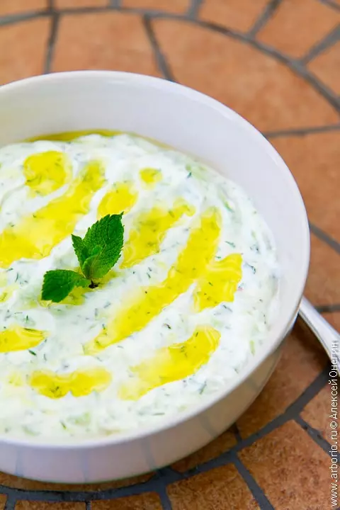 Tzatziki - yoghurtsås