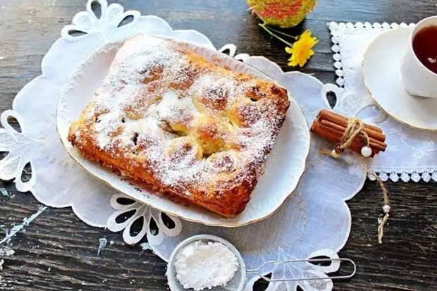 Curd cake mei pearen en nuten