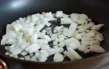 Usmaż cebulę