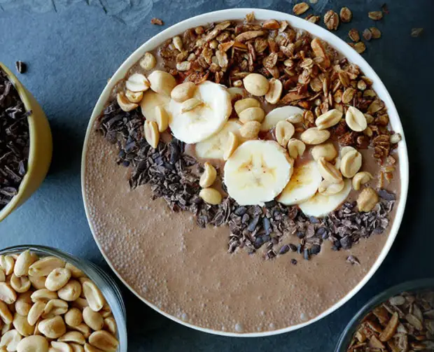 Smoothie Bowl - 7 Smoothie recipes in a plate