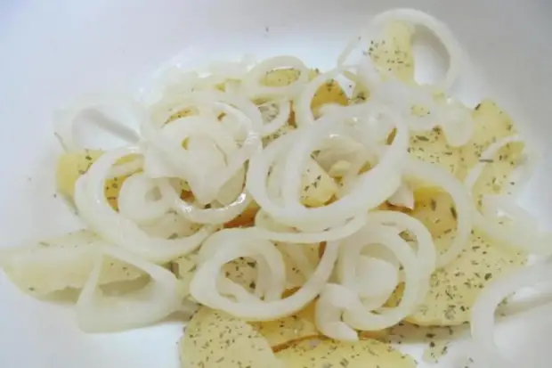 cara membuat salad dengan kentang