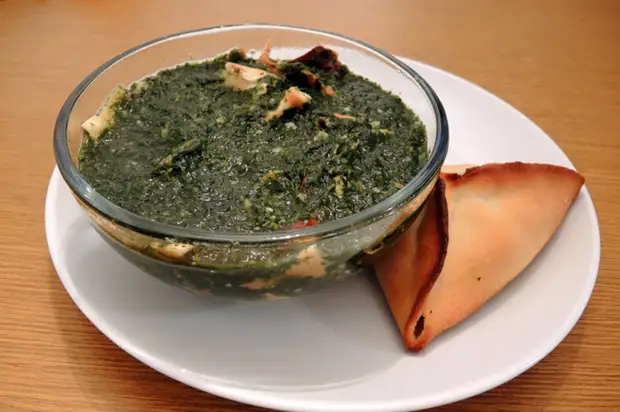 24 masakan khas ti nagara-nagara anu béda anu kedah dicobian unggal turis