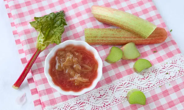 Qış üçün rhubarb blankları