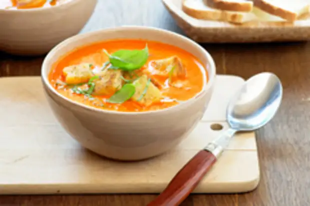Resep cepat untuk sup tomat