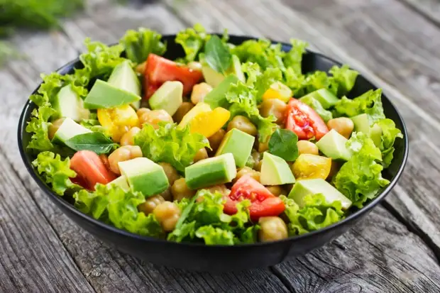 https://ua.depositphotos.com/56835841/stock-photo-salad-with-chickpeas-tomato-and.html