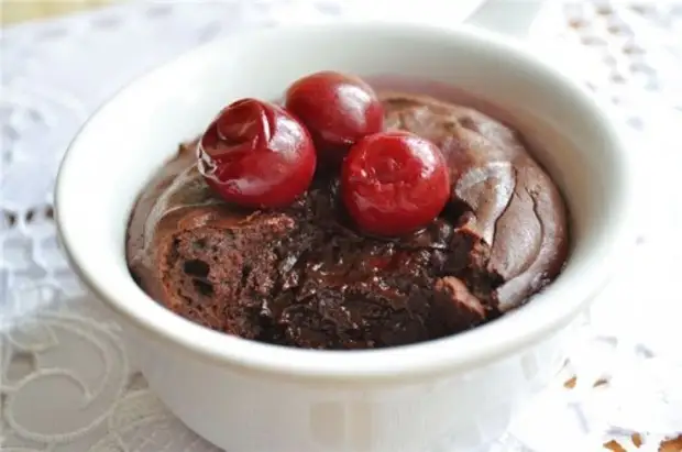 7 nga mga resipe alang sa mga dessert nga tsokolate: paglipay