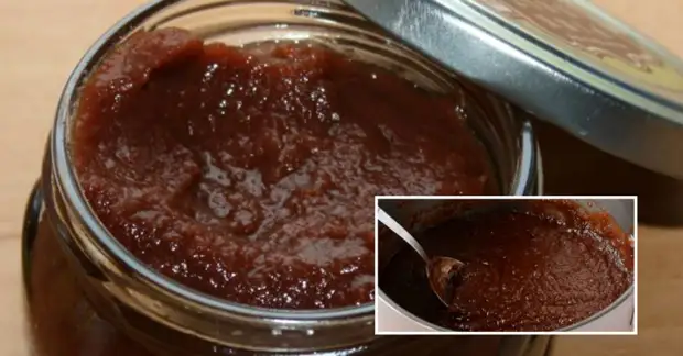 Apple jam with cocoa