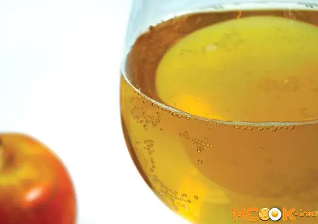 Hemlagad äppelcider - ett steg-för-steg fotorecept för att göra hemma