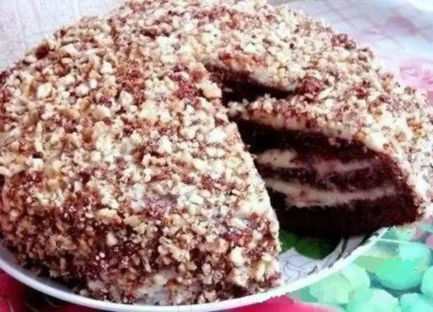 "Fantasi" - kue coklat karo kefir utawa yogurt