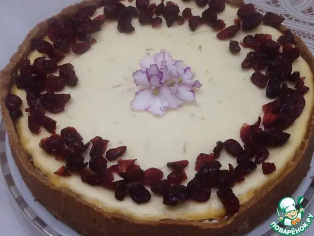 Homemade cheesecake on tsev cheese nrog txiv qaub