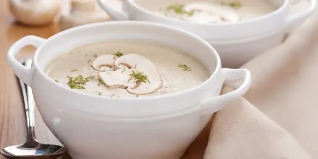 Velouté de champignons dans une mijoteuse