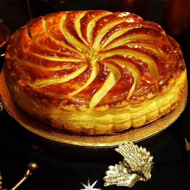 About "Pie of Kings" and puff pastry