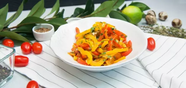 salad củ cải vàng