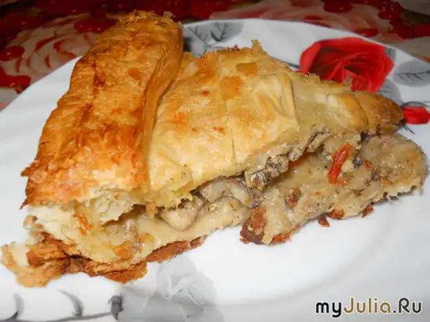 Sauzwar capelin kifi pie