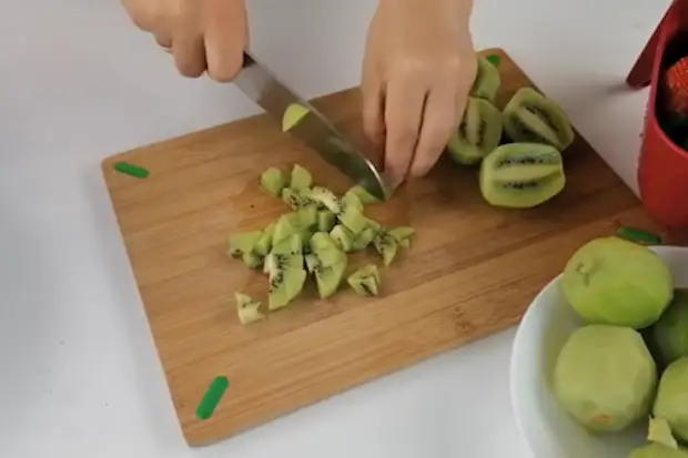 Dubbele kiwi-aarbeikonfyt / Ek word nooit moeg om hierdie resep te herhaal nie!: Foto stap 1