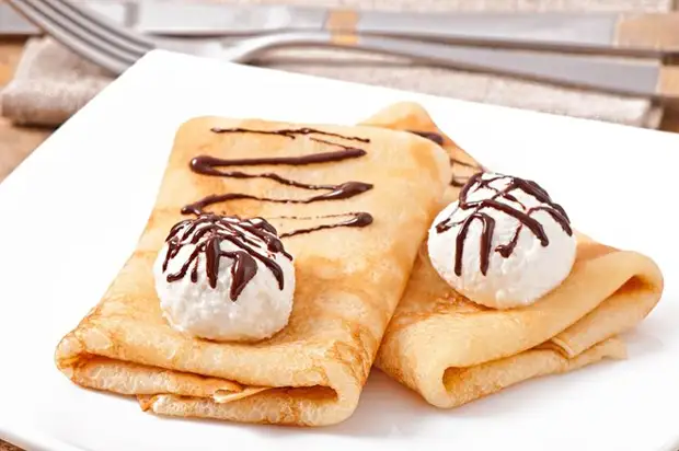 Ụzọ 20 iji jee ozi pancakes mara mma