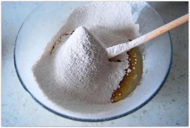 Pan de centeno y cebolla