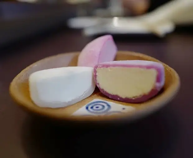 Mochi (Mochi, Mochi) i shijshëm, ushqim, ushqime të pazakonta, ëmbëlsira, Japoni