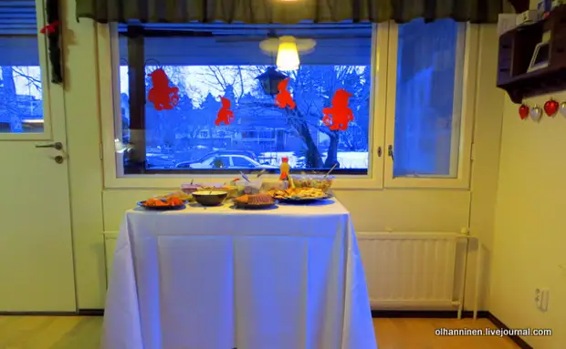 Kersttafel met hapjes