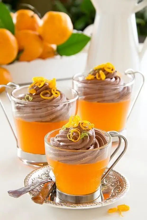 Dessertek ecêb a Sersalê "Jelly Mandarin with Chocolate Mousse"