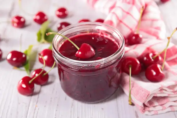 Cherry saus foar fleis: in stap foar stap resept