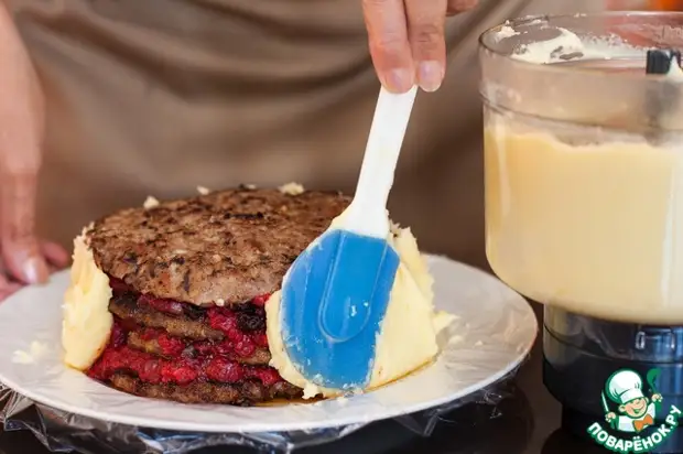 Gâteau à la viande - n'oubliez pas d'avertir vos invités qu'il n'est pas sucré ...