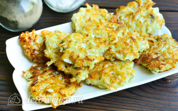 Cabbage cutlets nrog melted cheese