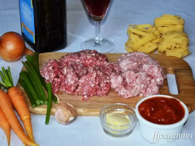 Zvisungo zveBolognese Sauce Recipe