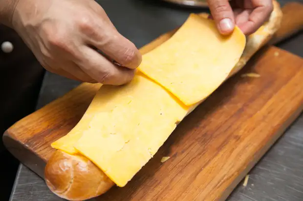 Stokbrood met gehaktballen