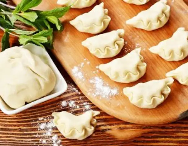 Dumpling ederrak egiten ditugu: