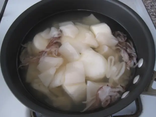 How to cook squid correctly - boil, fry, stuff