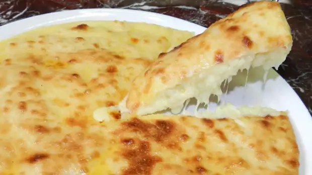 Ossetian pies. د پنیر او چقندر پاڼو سره خوندور ترکیب (1) (700x393, 442Kb)