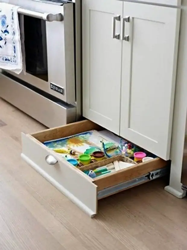 Pull-out cabinet ibabaw sa salog. | Hulagway: Houzz.