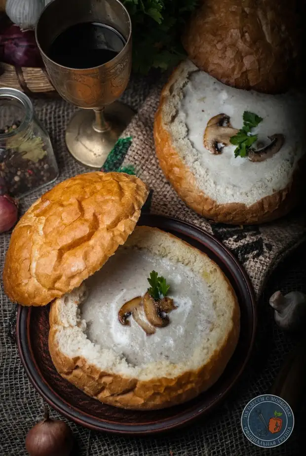 Garlic stew in bread. cooking, long-post, food, from Odessa with carrots, Bra, Literary cuisine, recipe