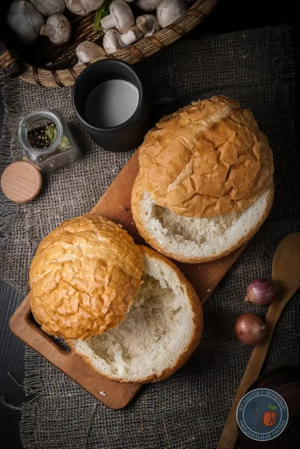 Zierje me hudhër në bukë. gatim, postim i gjatë, ushqim, nga Odessa me karota, sutjena, kuzhinë letrare, recetë