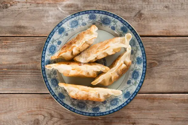 Umarnin yin soyayyen dumplings