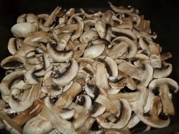 Li-mushroom tsa Segeorgia tse nang le konofolo e tala