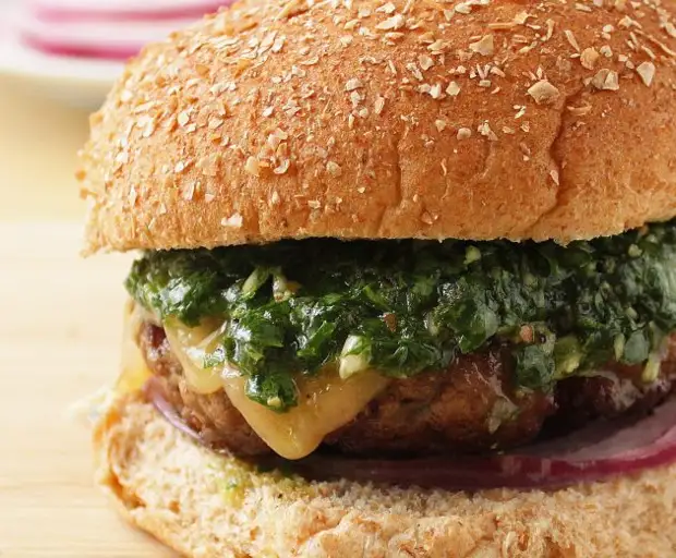 10 resep sareng 10 Rahasia pikeun burger anu luar biasa