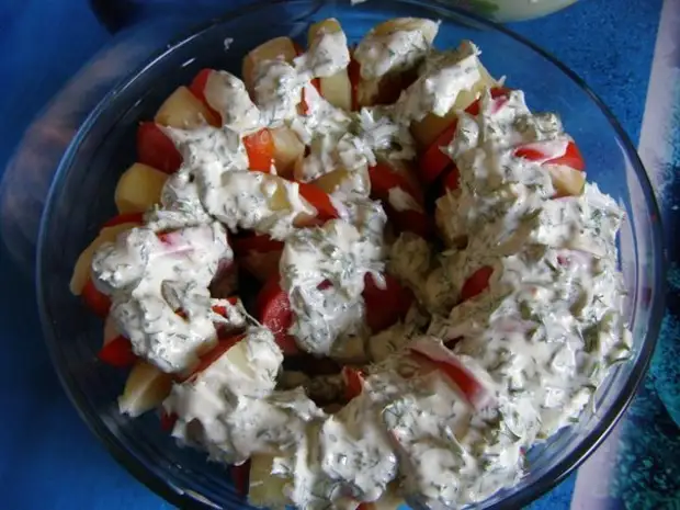 Patate al forno con pomodori al microonde