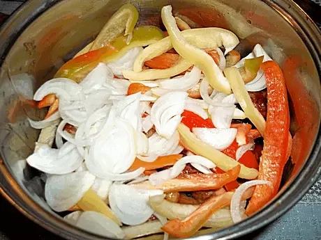 Stew ọkụkọ dị egwu